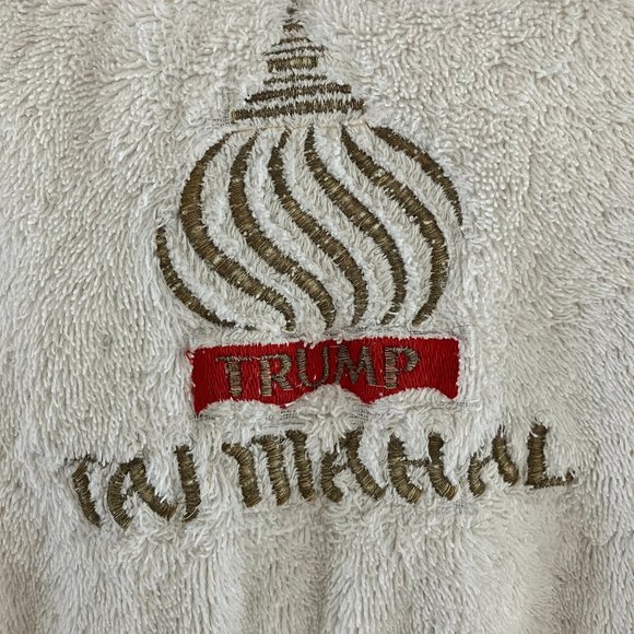 Dundee Regency | Bath | Vintage Trump Dundee Regency Taj Mahal Towel ...